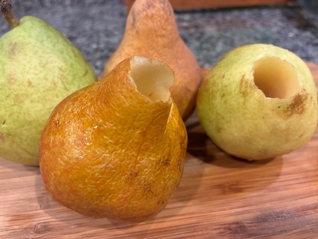 Recipe: Healthy Sweetness–Roasted Winter Pears – The New Kitchen